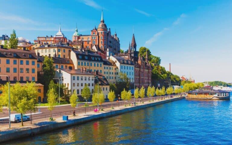 Trasferirsi a vivere e lavorare in Svezia: guida completa