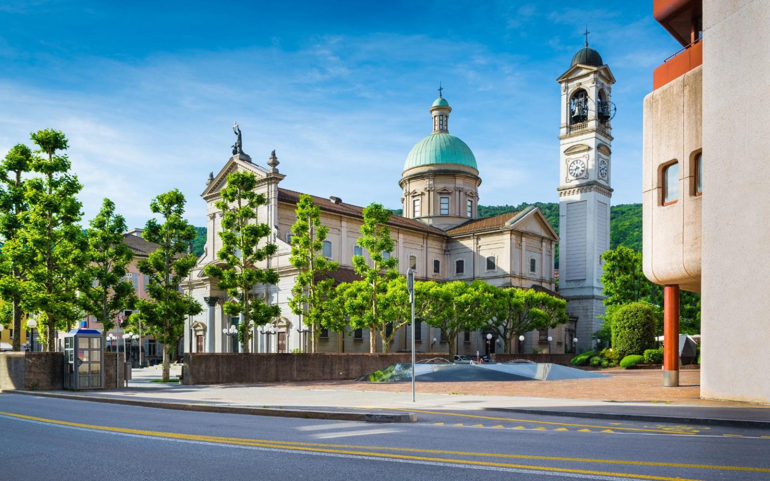 Trasferirsi, vivere e lavorare a Chiasso, Svizzera